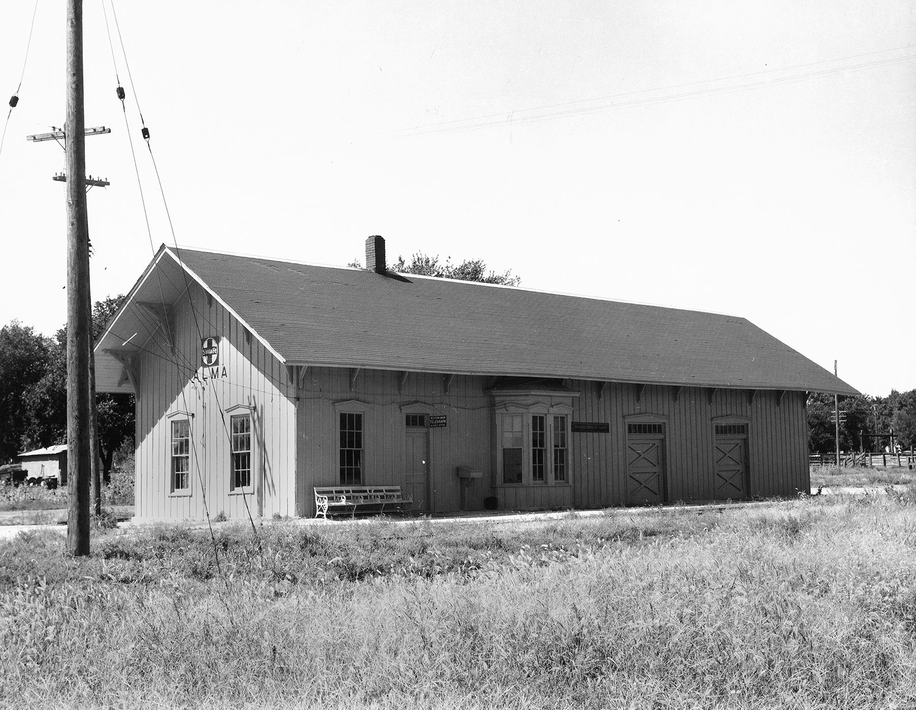 Atchison, Topeka & Santa Fe Depot, Alma Kansas – Wabaunsee County ...
